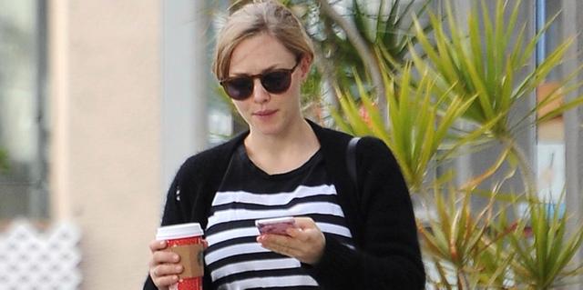 Bump Watch! Amanda Seyfried Shows Off Adorable HUGE Belly Weeks After ...