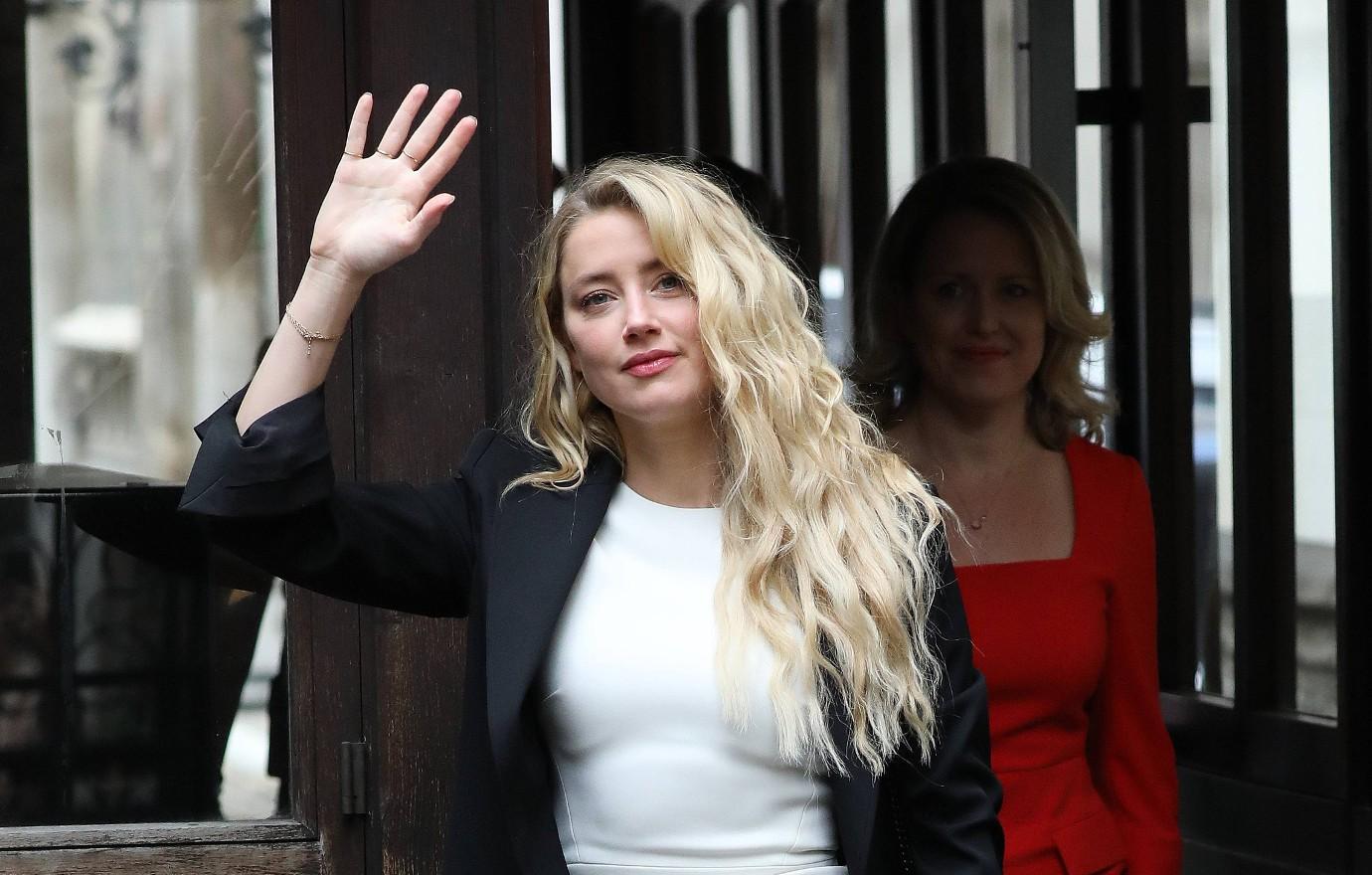 Amber Heard Defended In Open Letter By Several Women's Organization