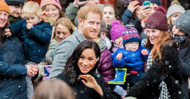 Prince Harry Teaches Prince Archie How To Surf In California