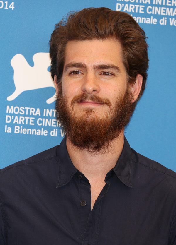 Andrew Garfield Shows Off His Scruffy Beard at the Venice Film Festival ...