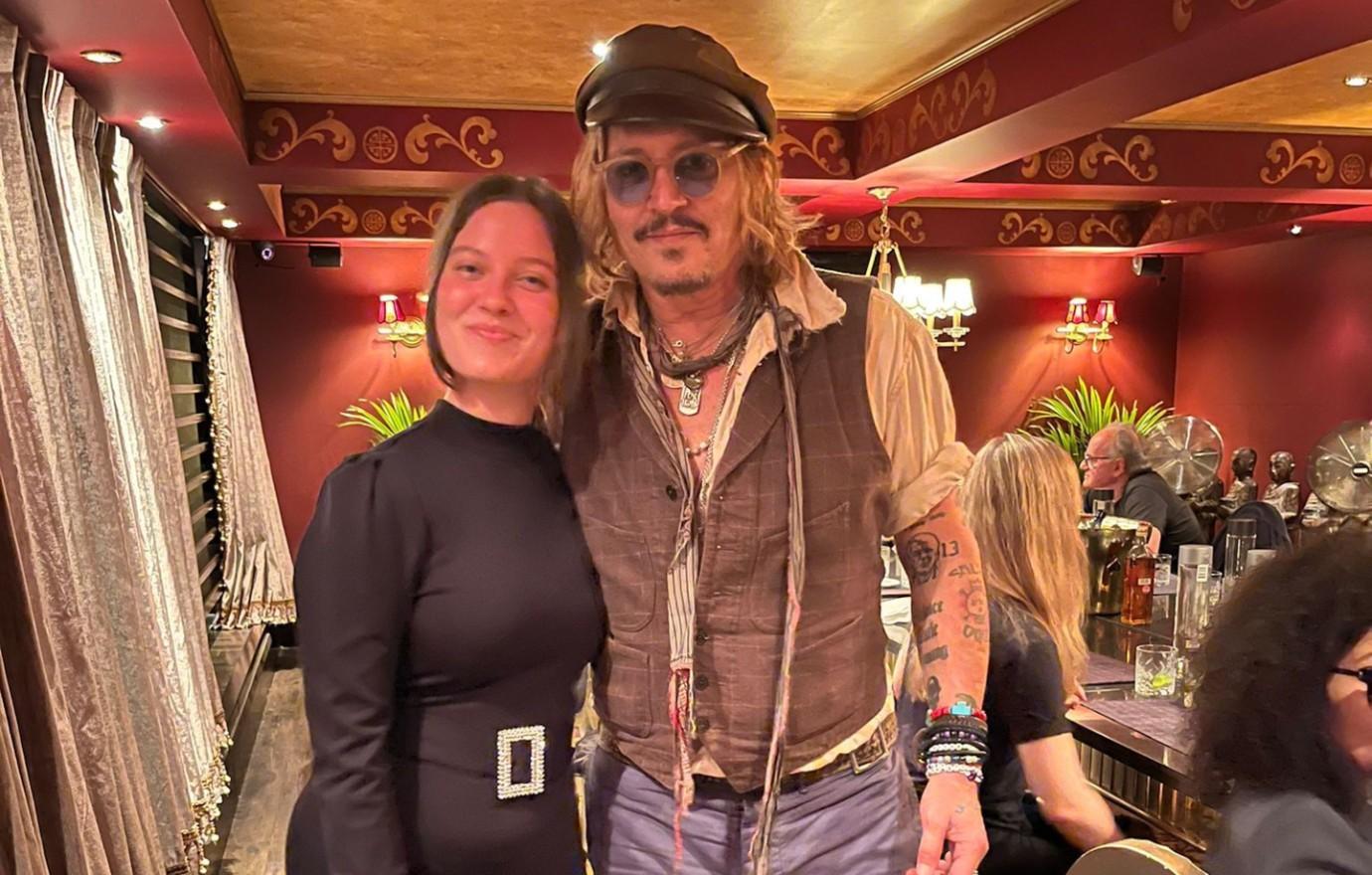Johnny Depp Celebrates Win With Expensive Dinner Party