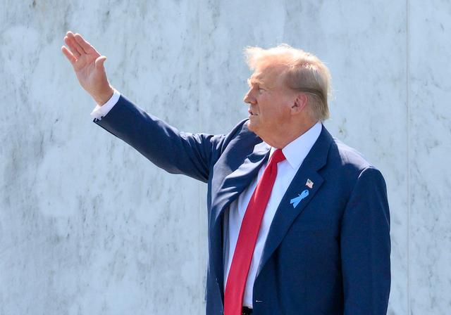 Donald Trump Rages At David Muir & Linsey Davis After Debate