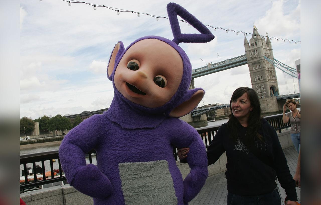 Teletubbies’ Tinky Winky Actor Simon Shelton Barnes Dies At 52