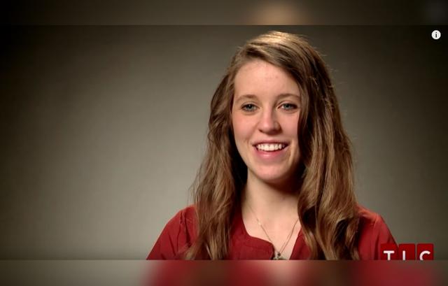 Jill Duggar Gets Her Hair Down Professionally For The First Time Ever!