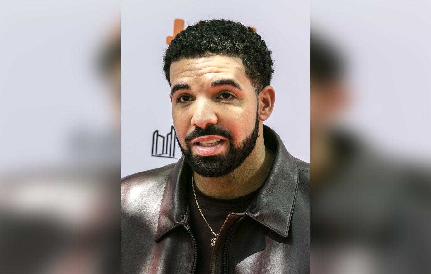 Usher Looks In Good Spirits Following His Herpes Scandal