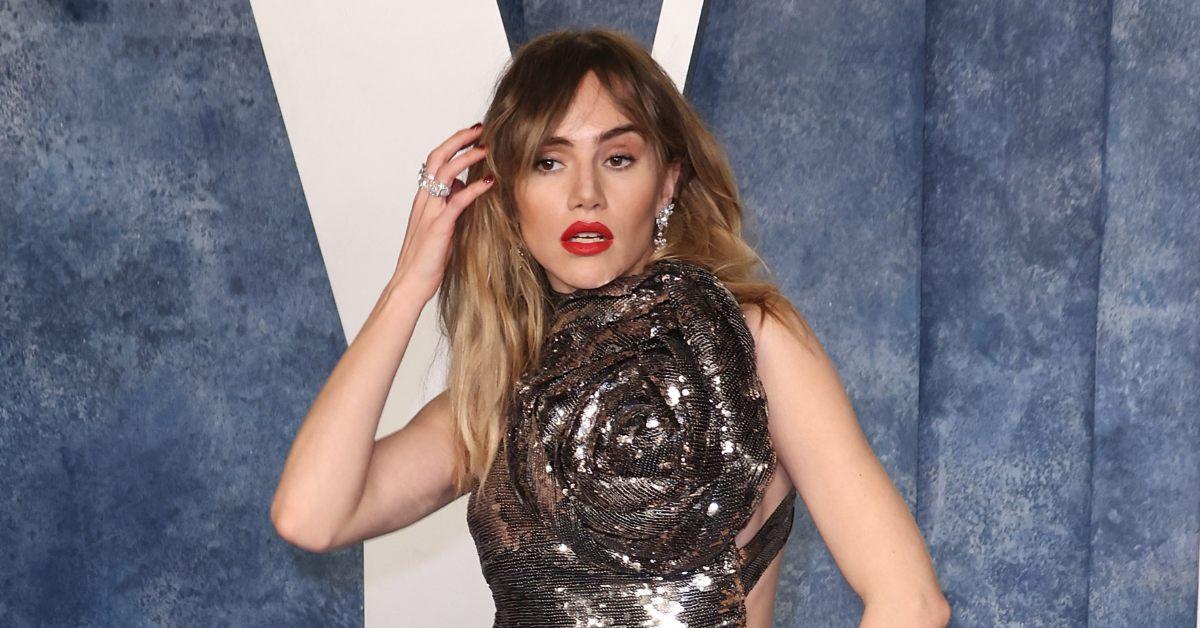Suki Waterhouse Stuns In Bikini 4 Months After Giving Birth: Photos