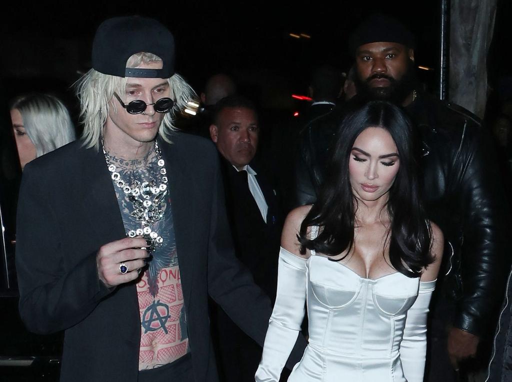 Megan Fox & Machine Gun Kelly Get Affectionate At Stagecoach: Watch