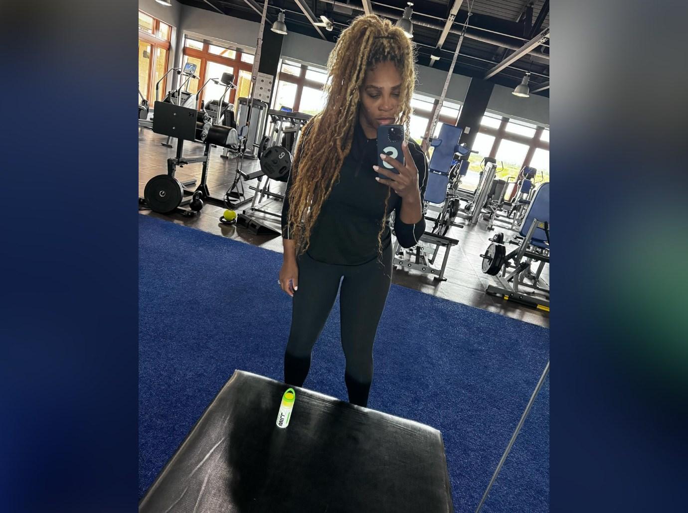 Serena Williams Spends Half Her Time In The Gym Taking Selfies: Photos
