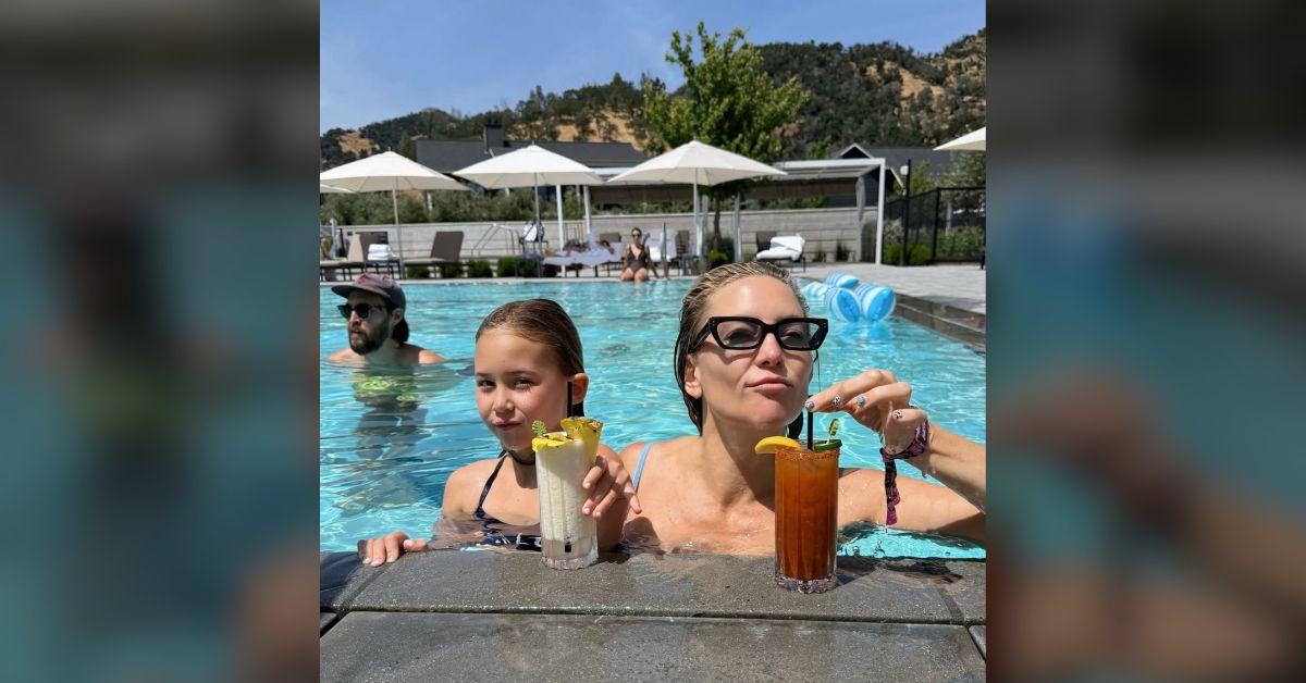 Kate Hudson Shows Ripped Abs With Daughter Rani After Festival: Photo