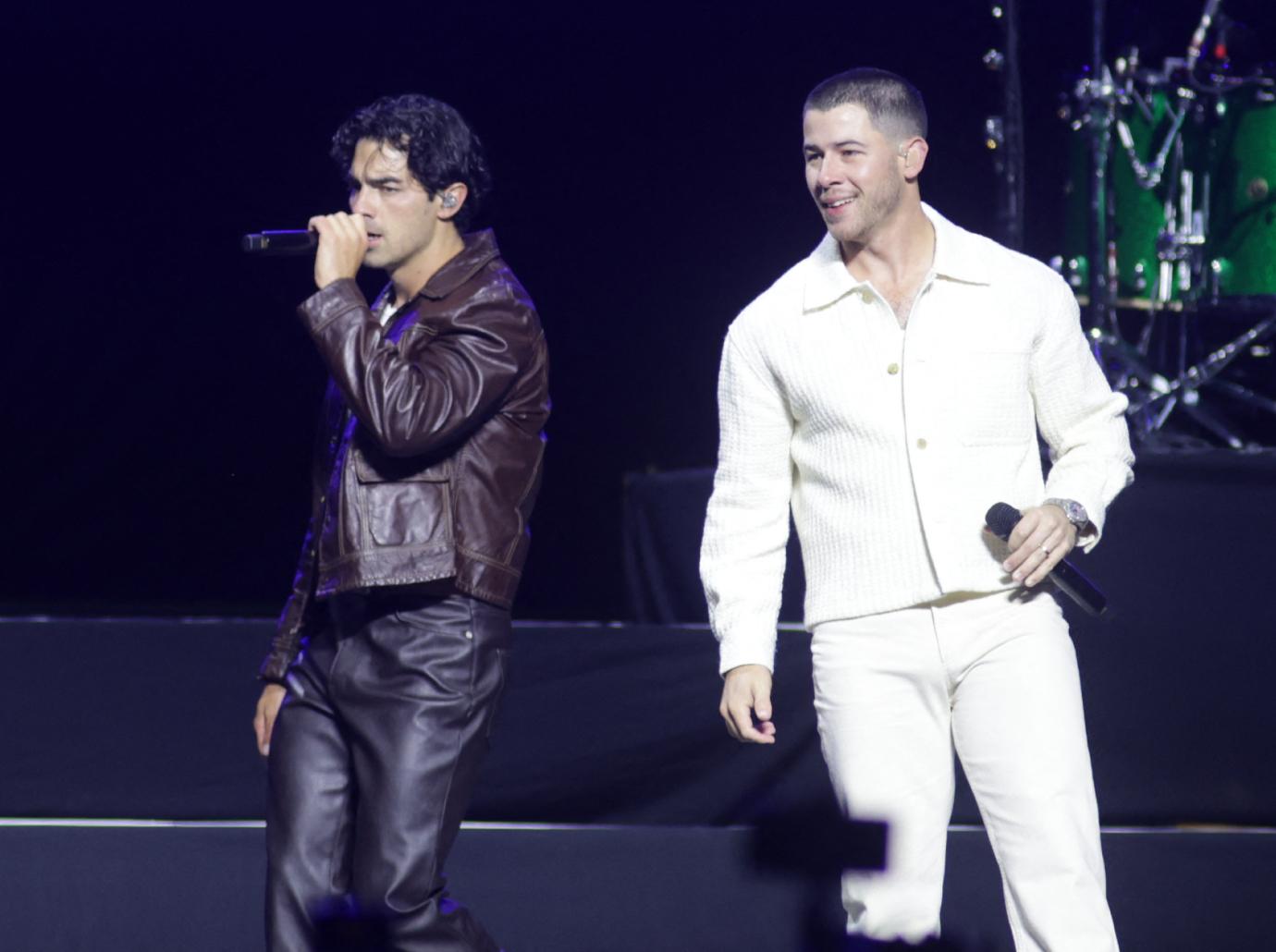 Joe Jonas Changes Diddy Lyric While Singing 'Cake By The Ocean': Watch