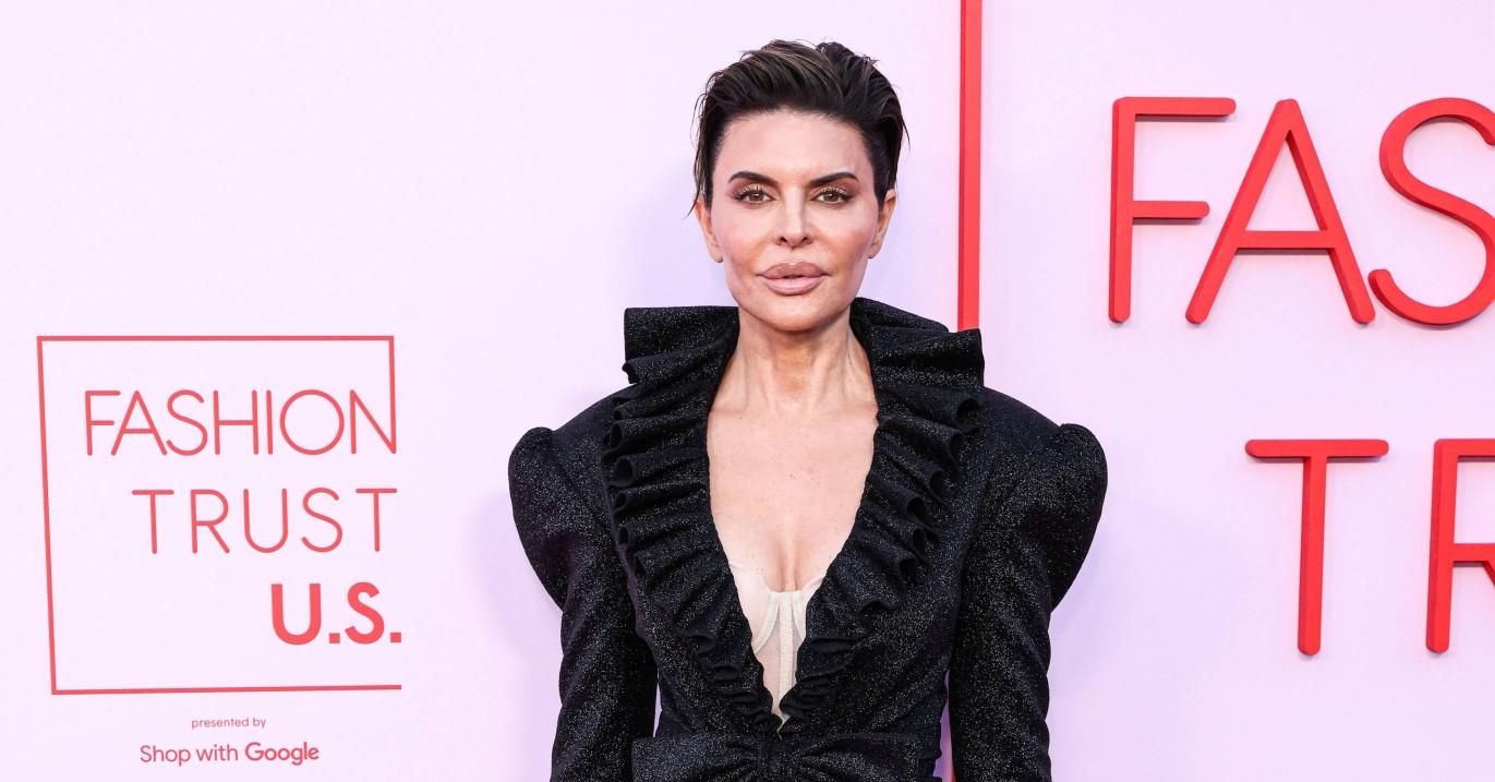 Lisa Rinna Reveals Facial Fillers Were 'Not Good For Her'