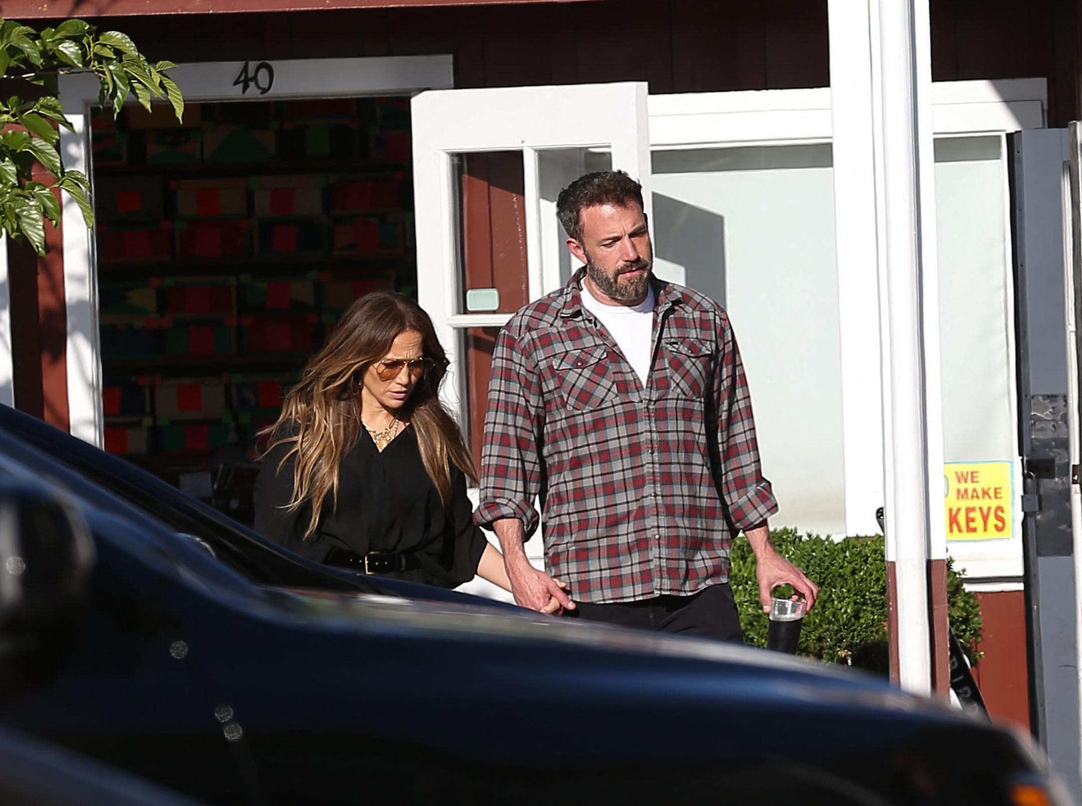 Ben Affleck 'Tired' Of Being Wife Jennifer Lopez's Chauffeur