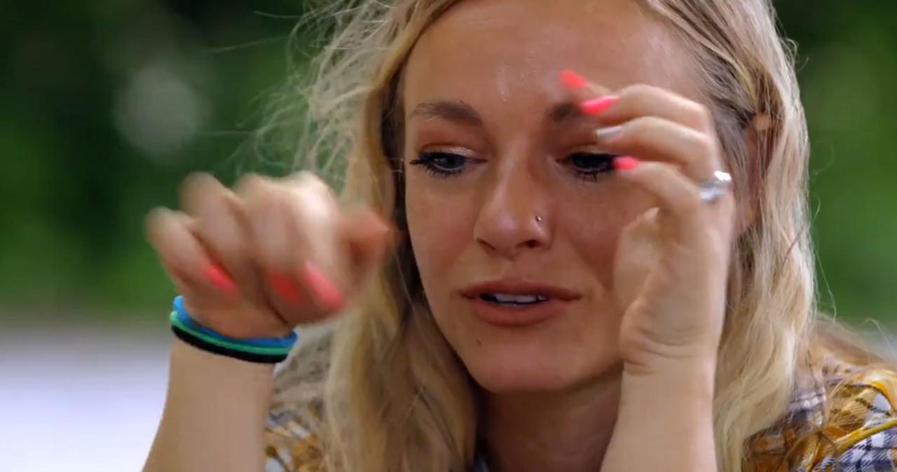 Mackenzie Mckee Breaks Down Over Mother Angie's Cancer Battle