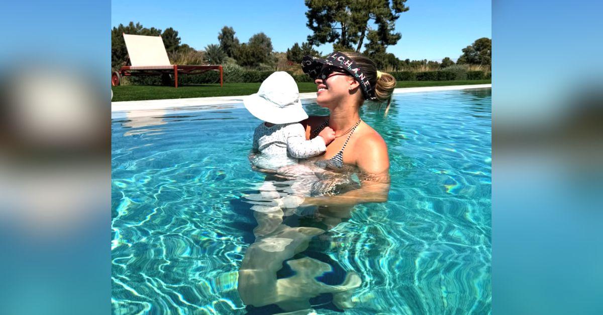 Sofia Richie Flaunts Ripped Abs In Bikini After Giving Birth: Photo