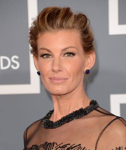 The Best Beauty Looks at the 2013 Grammy Awards!