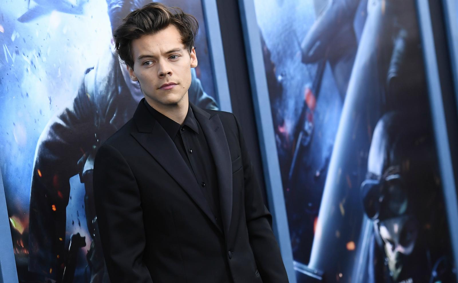 Harry Styles Gets Bodyguards To Protect From Stalkers On 'Dunkirk' Tour