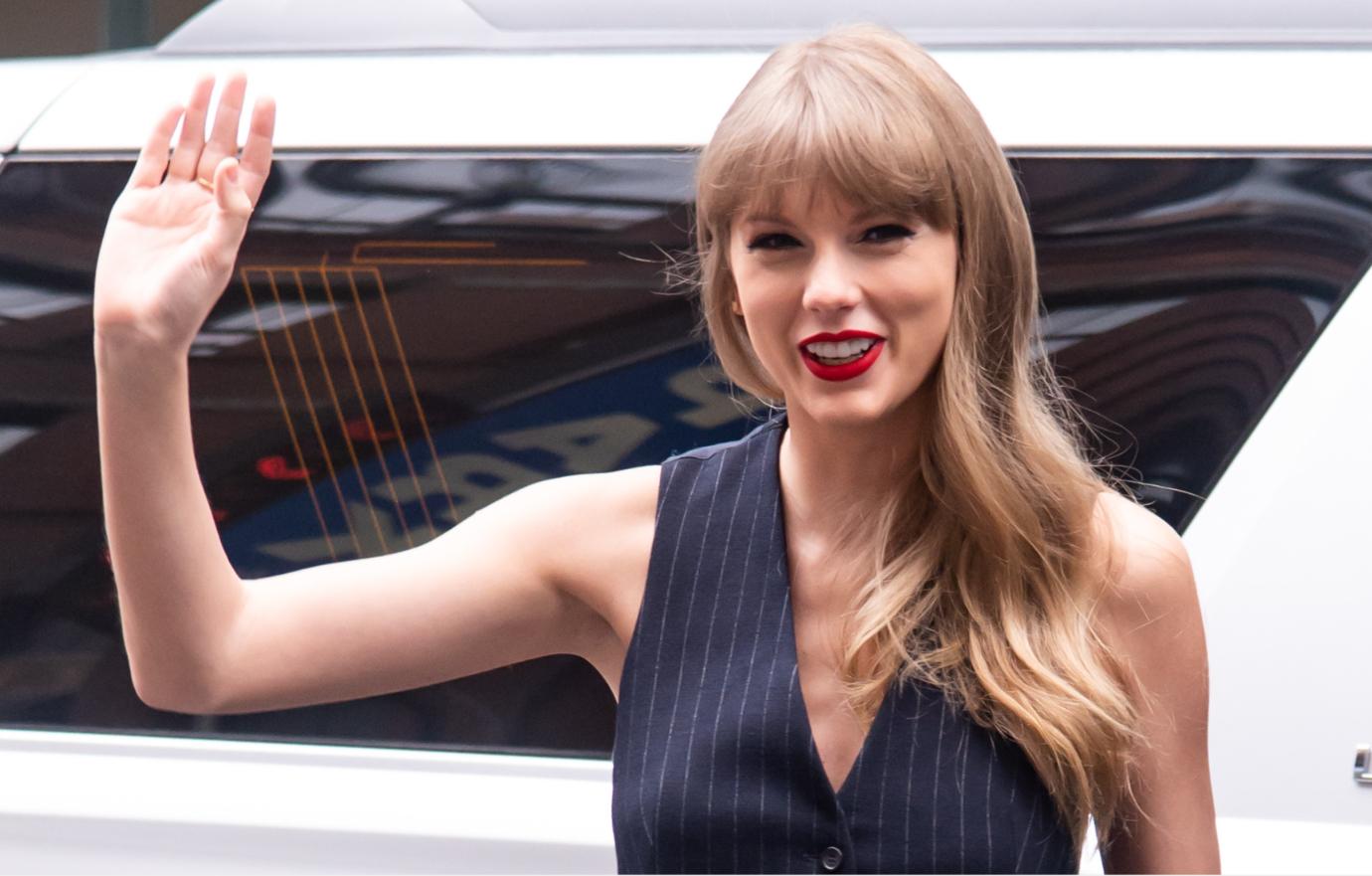 Taylor Swift Endorses Kamala Harris & Tim Walz In 2024 Election