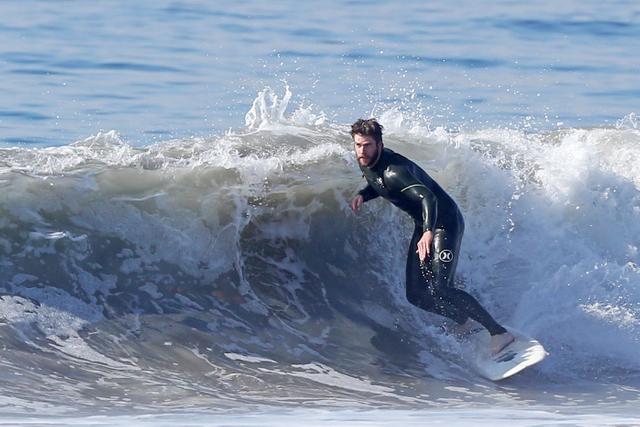 Liam Hemsworth Has His Heart Set On A Modeling Career