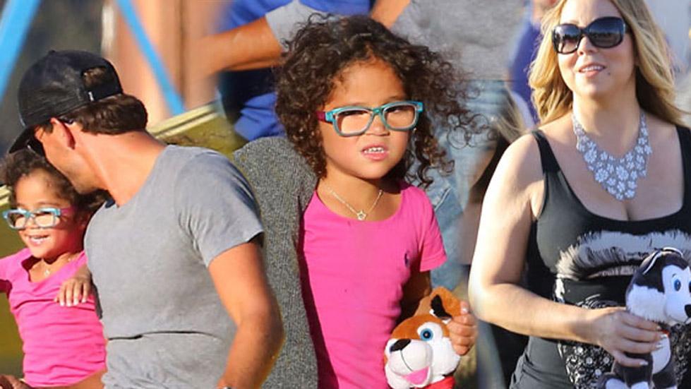 Mariah Carey Heads To A Fair With Monroe And Moroccan And Even Gets On ...