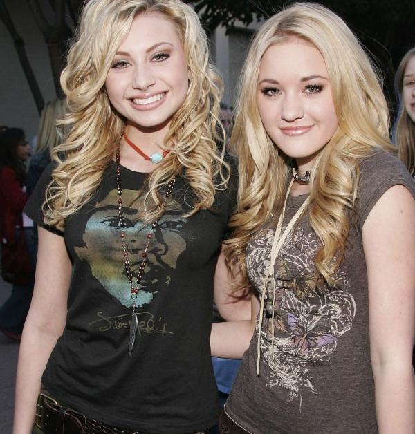 OK! Old School: An Aly and AJ Playlist, Featuring Other All-Grown-Up ...