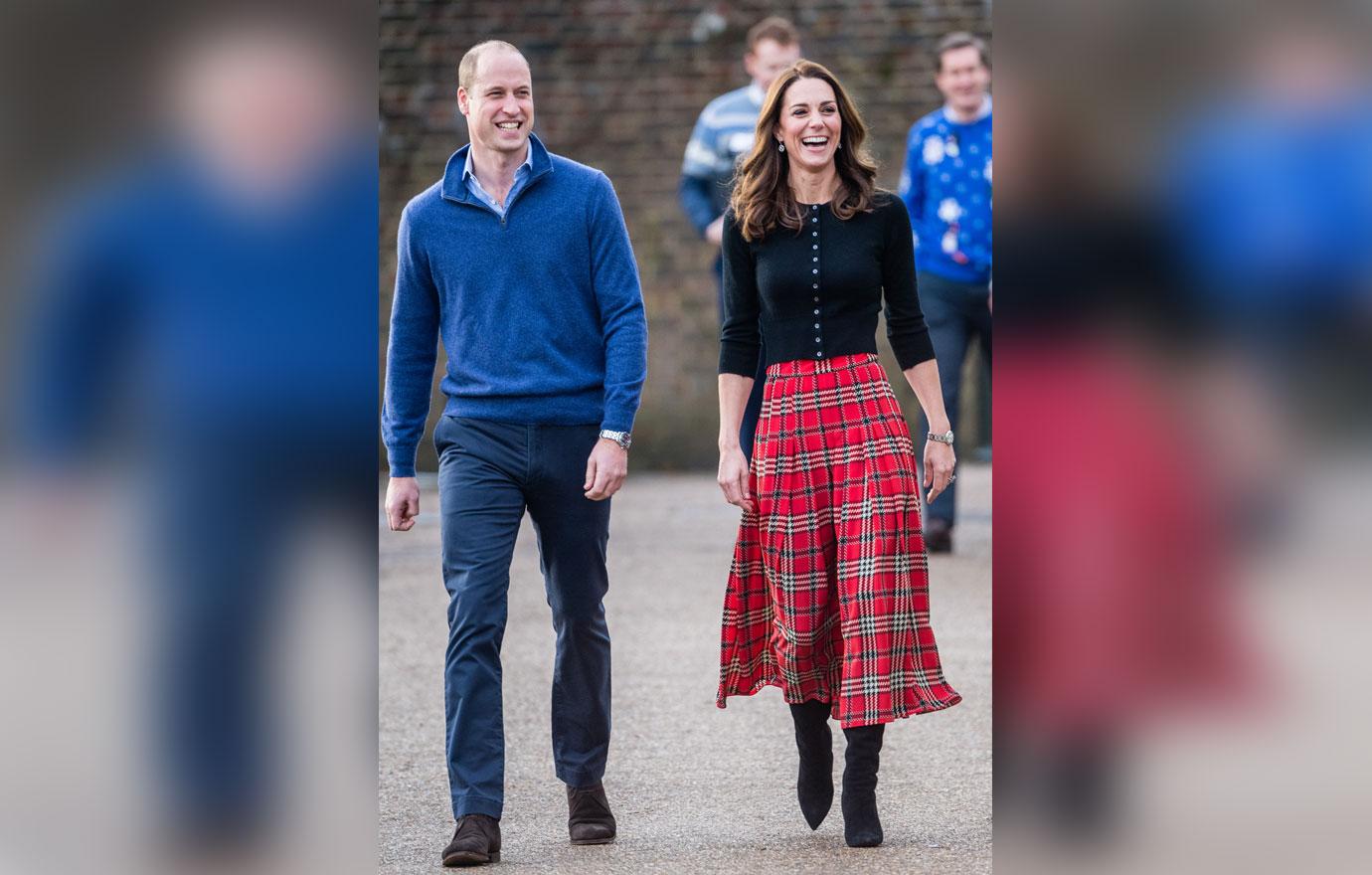 Kate Middleton & Prince Williams Share 2018 Royal Christmas Card Photo