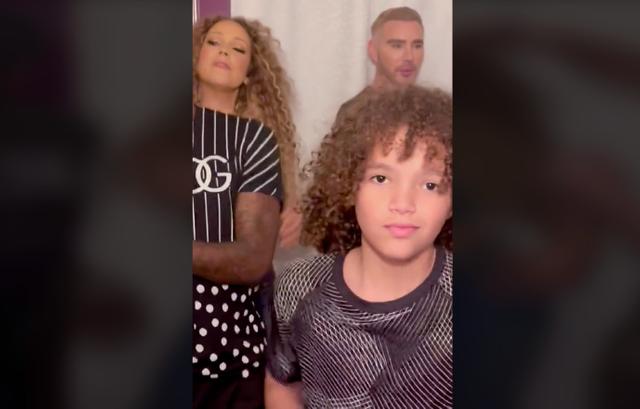 Mariah Carey Rocks Out To One Of Her Biggest Hits With Her Twins