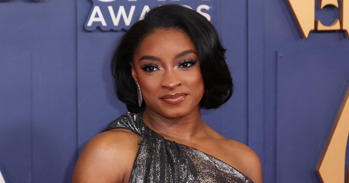 Simone Biles Shows Off Figure In Bikini While On Girls' Trip: Photos