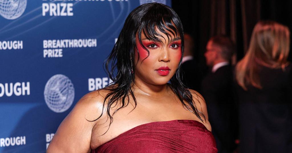 Lizzo 'Tried' Ozempic & Other GLP-1 Medications Amid Weight-Loss Journey