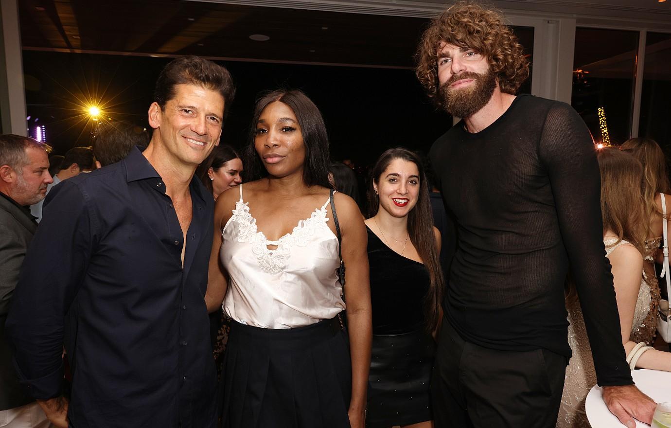 Snoop Dogg, Tom Brady, Leonardo DiCaprio & More Stars Celebrate At ...