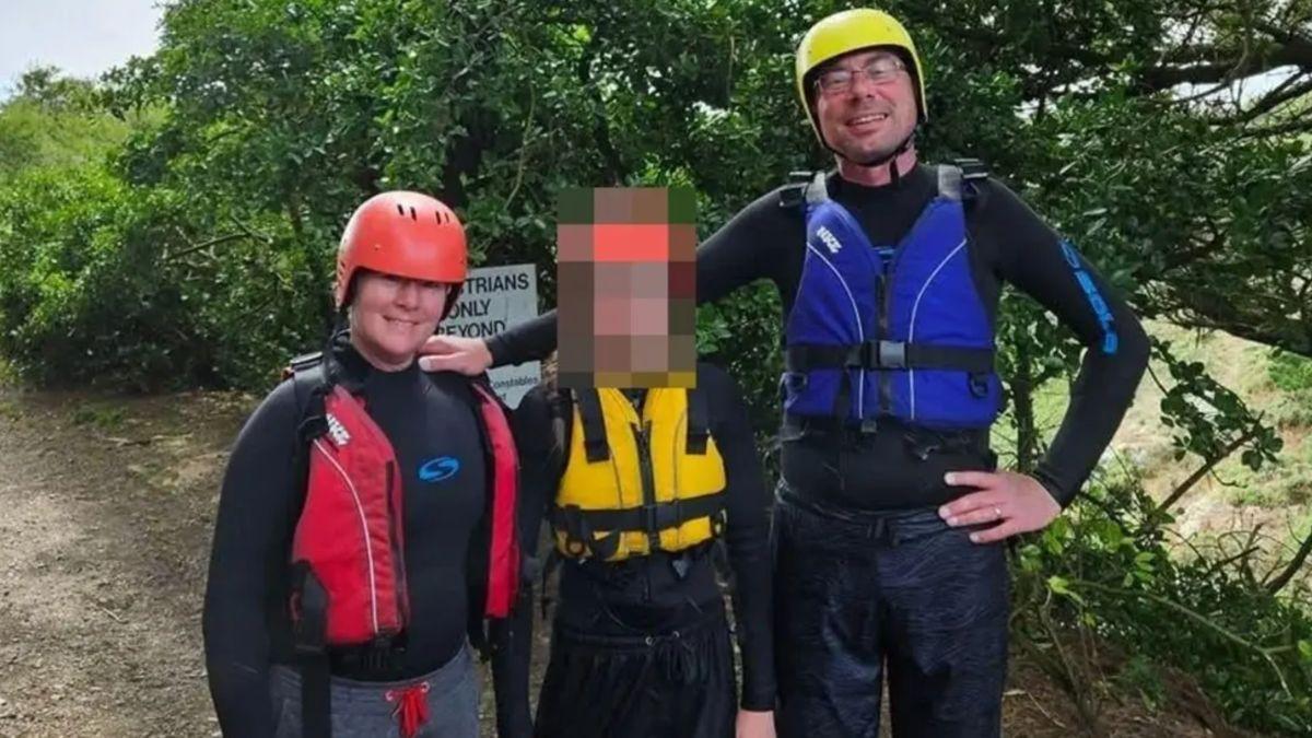 Dutch Teenager Accused Of Stabbing Parents To Death & Sharing Photos
