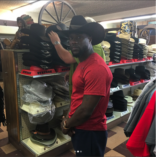 Kevin Hart And Leslie Jones Cowboy Clothes Photos