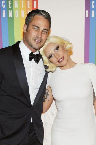 Lady Gaga And Taylor Kinney Are Engaged – See Her Massive Heart-Shaped ...