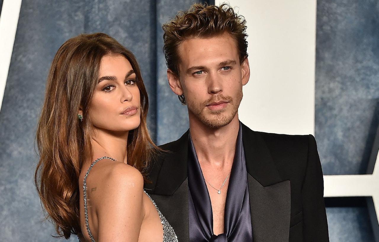 Cindy Crawford Weighs In On Austin Butler's 'Never-Ending Elvis Accent'