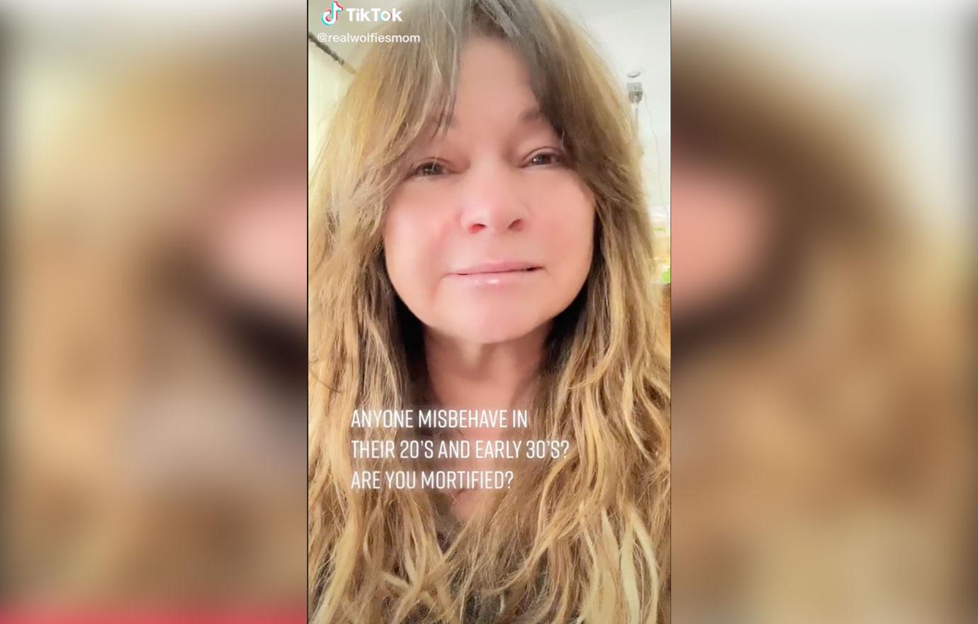 Valerie Bertinelli Cringes After Matthew Perry's Makeout Confession