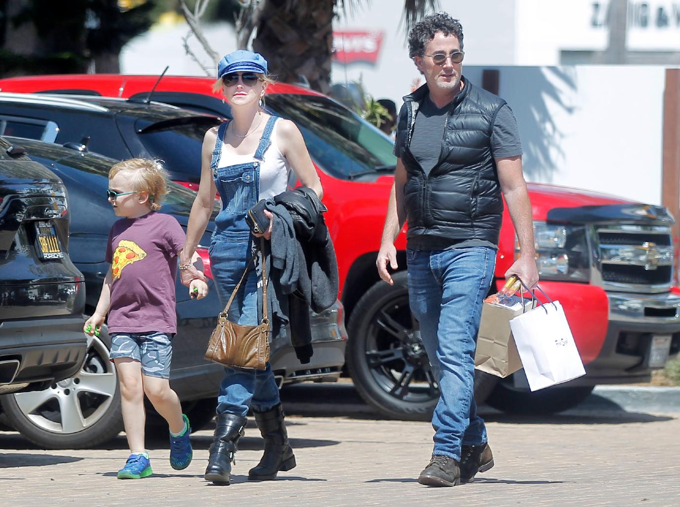 Anna Faris Reveals Why She & Michael Barrett Eloped