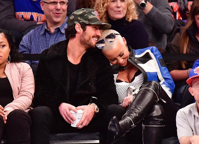 Amber Rose And Val Chmerkovskiy CAUGHT On Kiss Cam