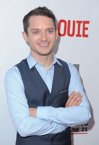 Elijah Wood & 'Wilfred' Fetch Celebrity Star Power at Premiere