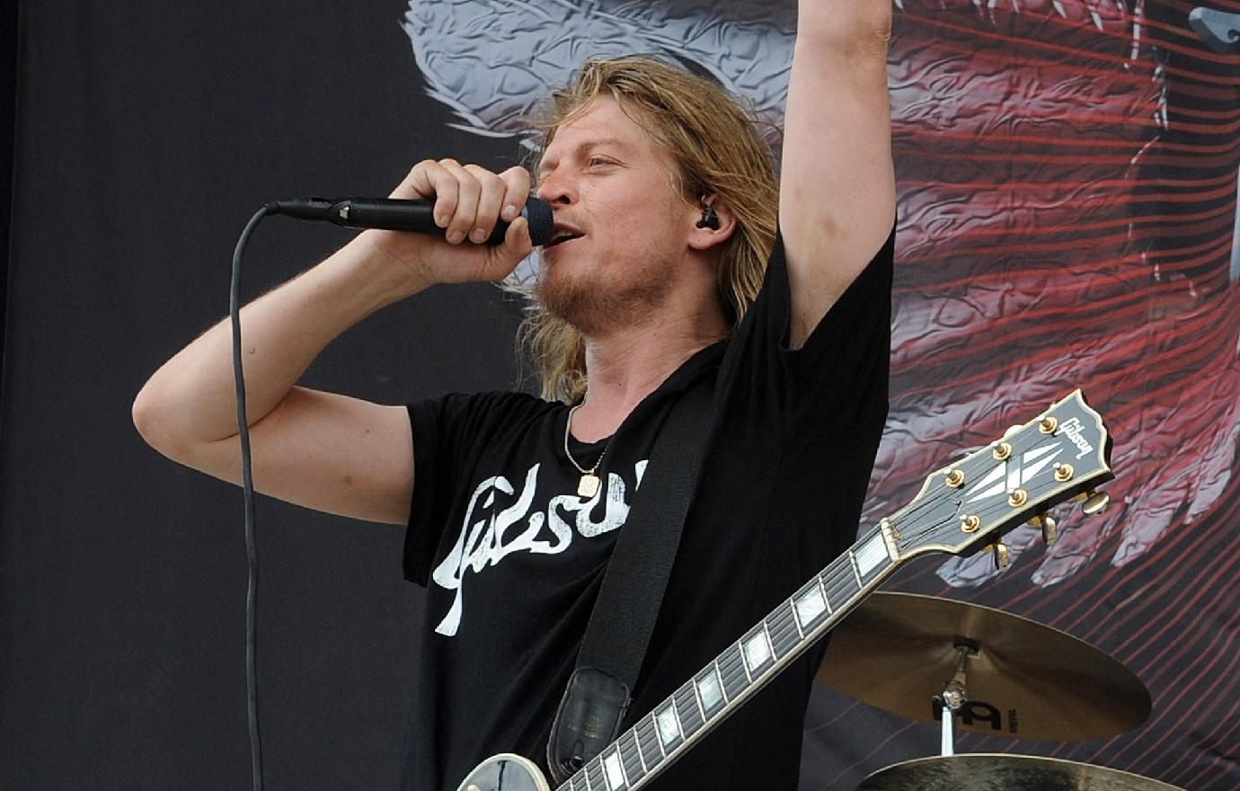 Puddle Of Mudd's Wes Scantlin Pepper-Sprayed By SWAT Team In Standoff