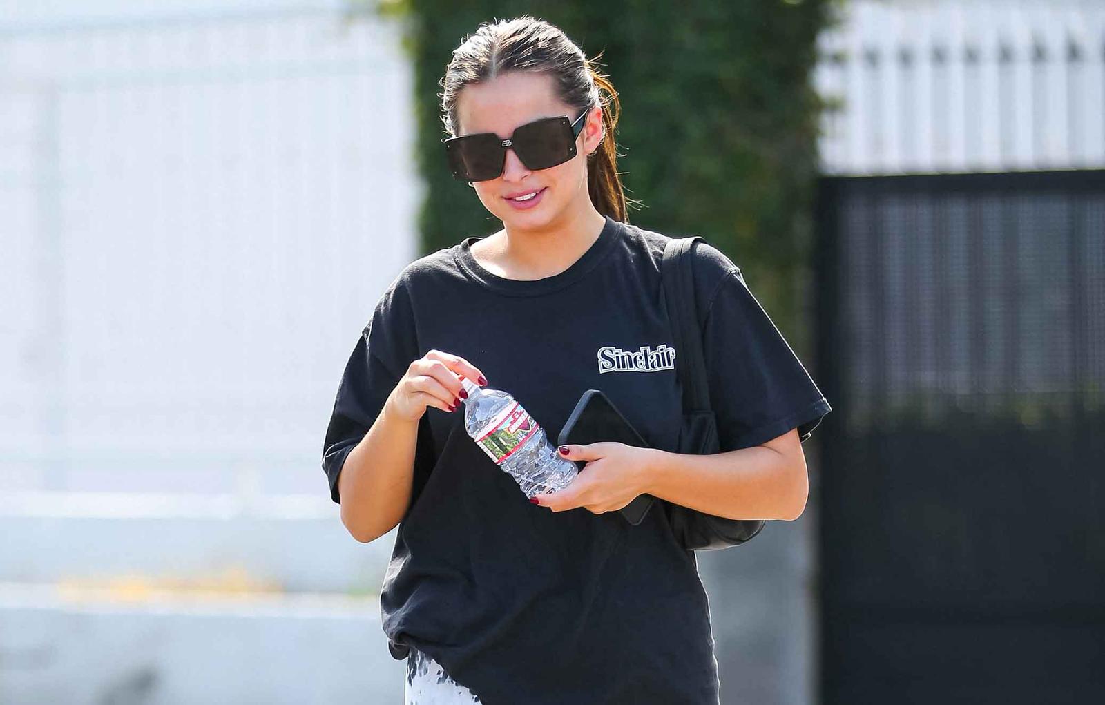 Are Sheri Easterling & Yung Gravy Really Dating? Addison Rae Reacts