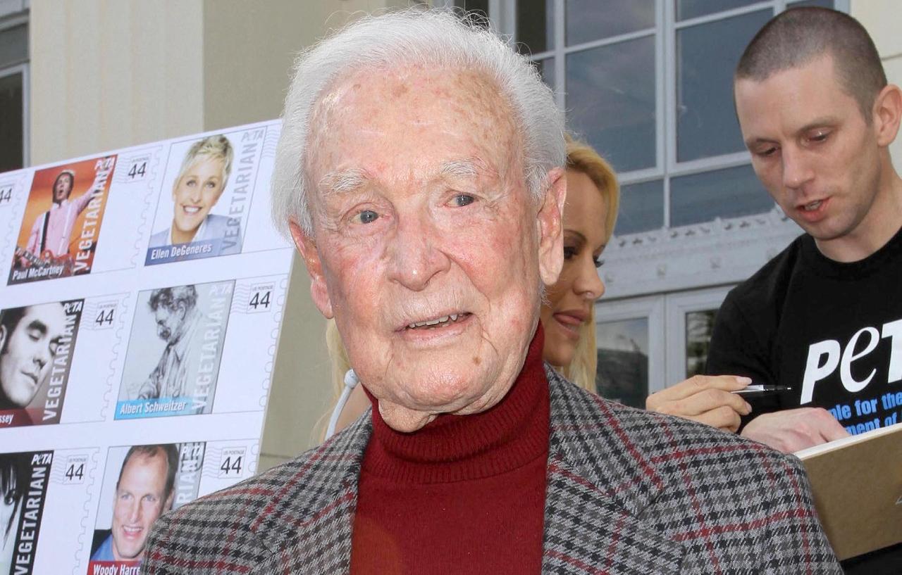 Bob Barker, Former Longtime 'The Price Is Right' Host, Dies At 99
