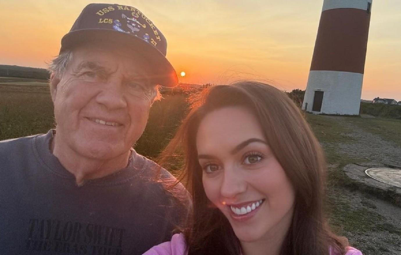 Bill Belichick Cozies Up To GF Jordon Hudson Amid Marriage Rumors