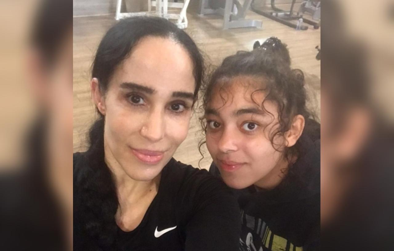 'Octomom' Nadya Suleman Posts Photo Of Octuplets' First Day Of School