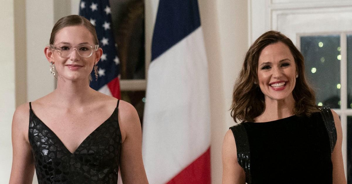Jennifer Garner Brings Daughter Violet To White House State Dinner