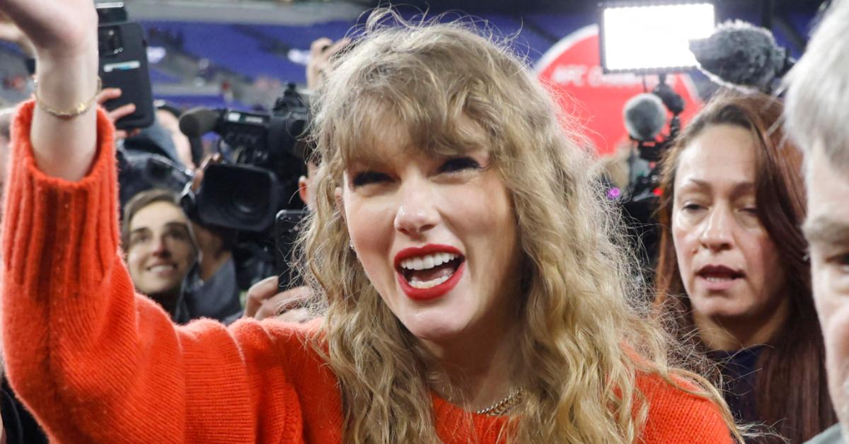 What Was Taylor Swift Saying On TV During The Chiefs AFC Championship?