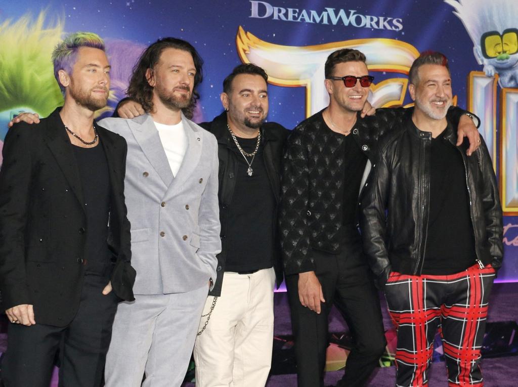 Chrissy Teigen Raves Over NSYNC Performing At Justin Timberlake's Show