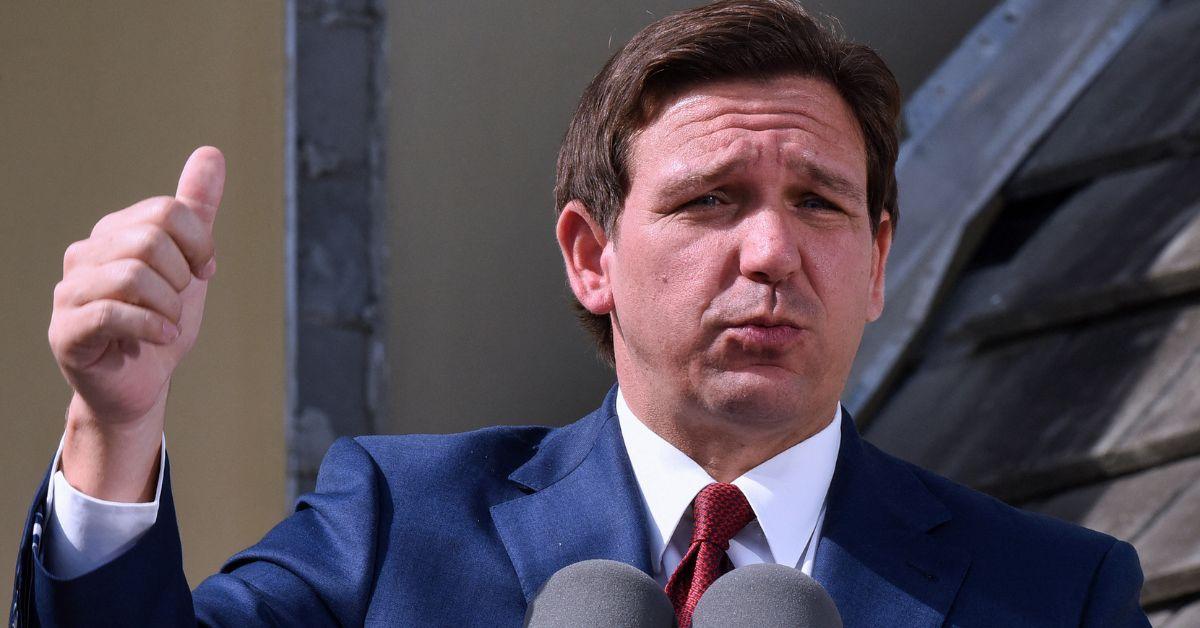 Hot Mic Caught Megyn Kelly Laughing At A Joke About Ron DeSantis