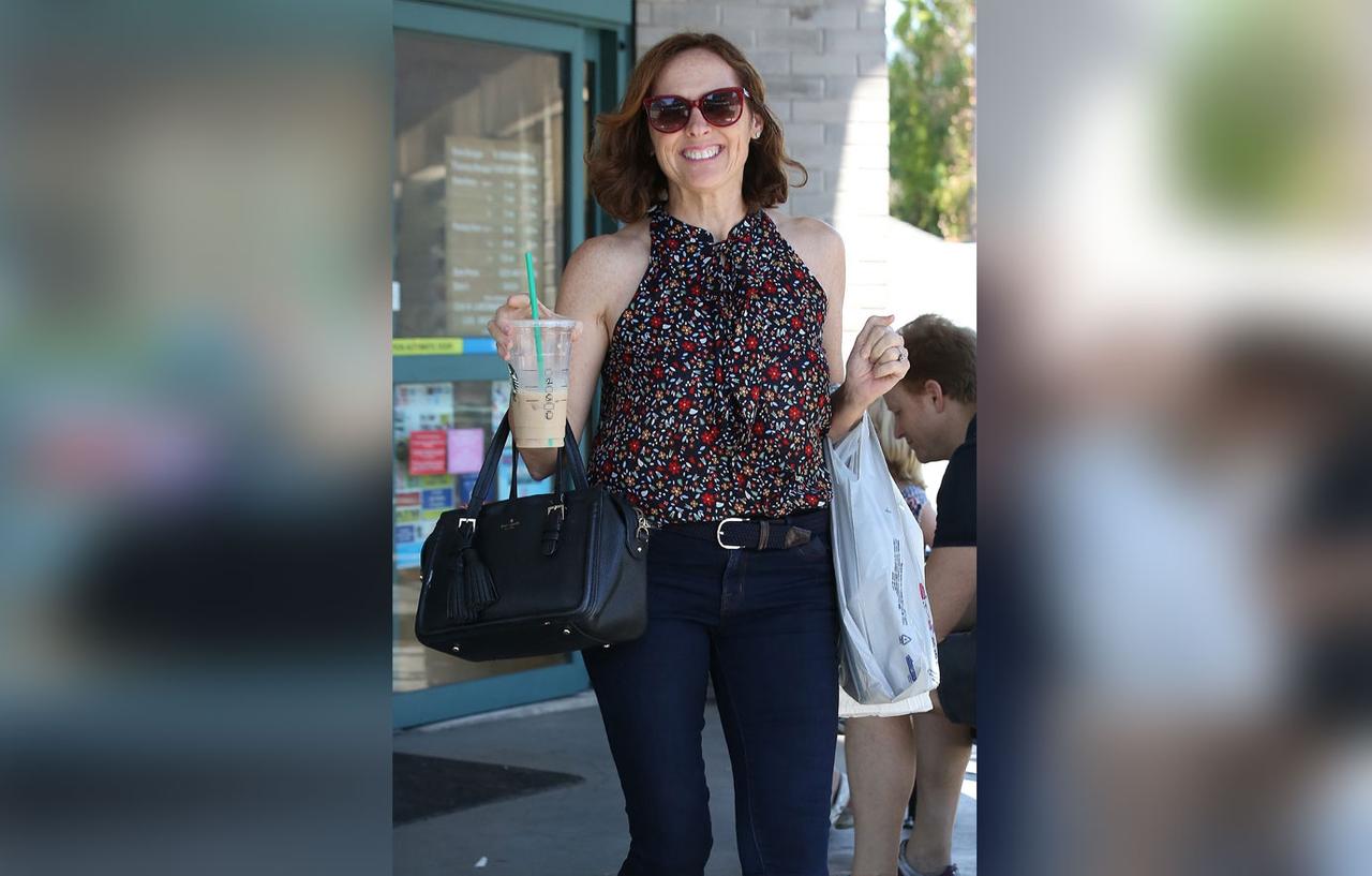 Molly Shannon Praises Sarah Jessica Parker After Kim Cattrall Disses Her