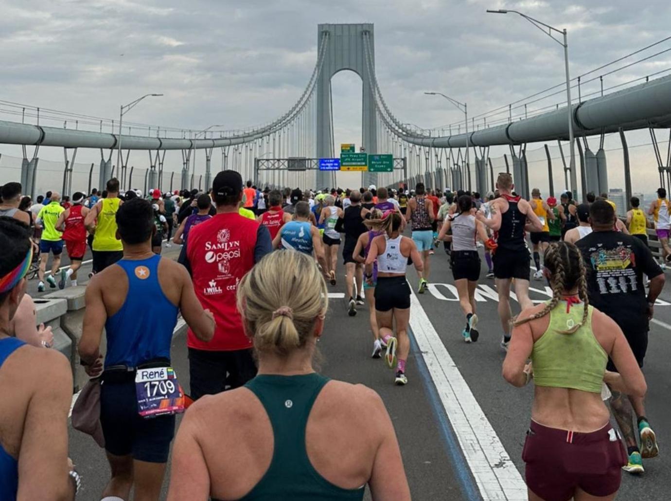 Amy Robach & T.J. Holmes Run NYC Marathon Together: Photos