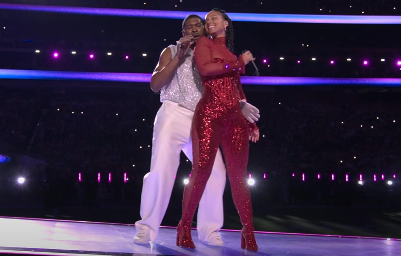 Usher Defends His Touchy Super Bowl Performance With Alicia Keys