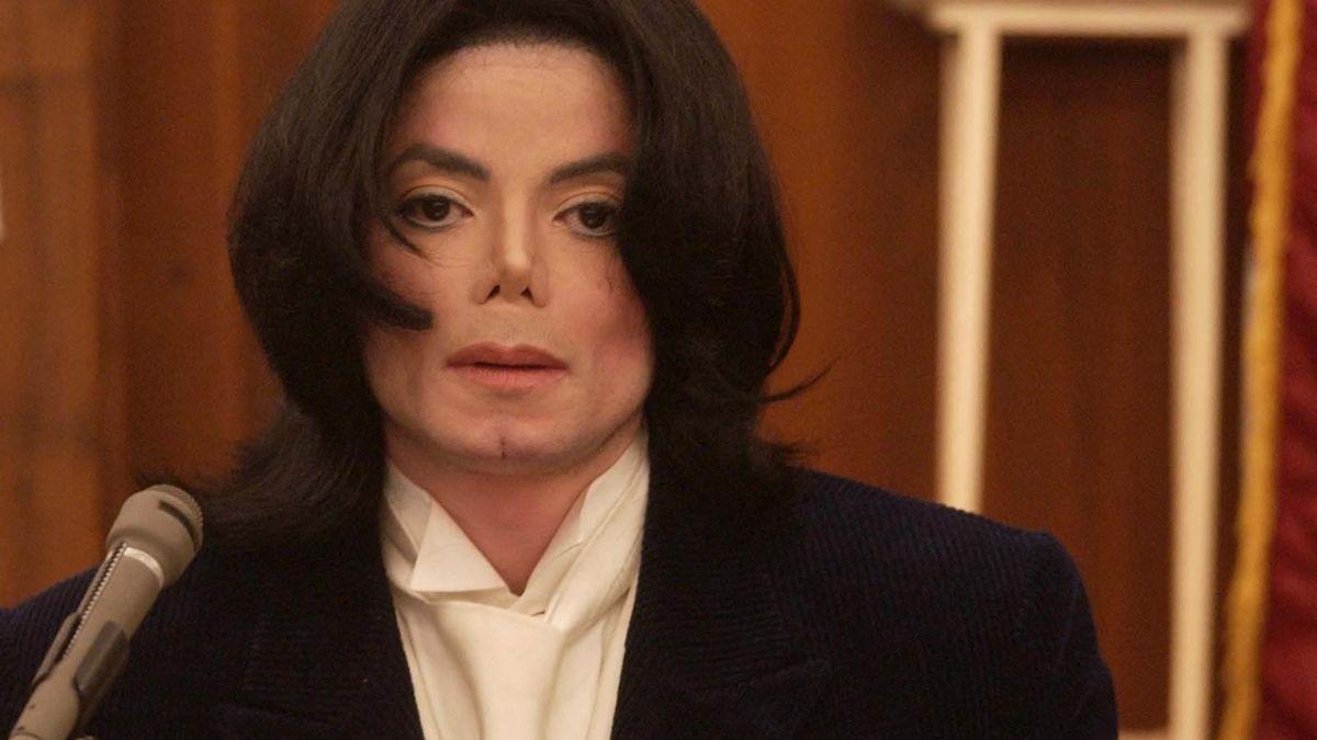 Michael Jackson's Autopsy: Singer Had Scars Due To Cosmetic Surgeries